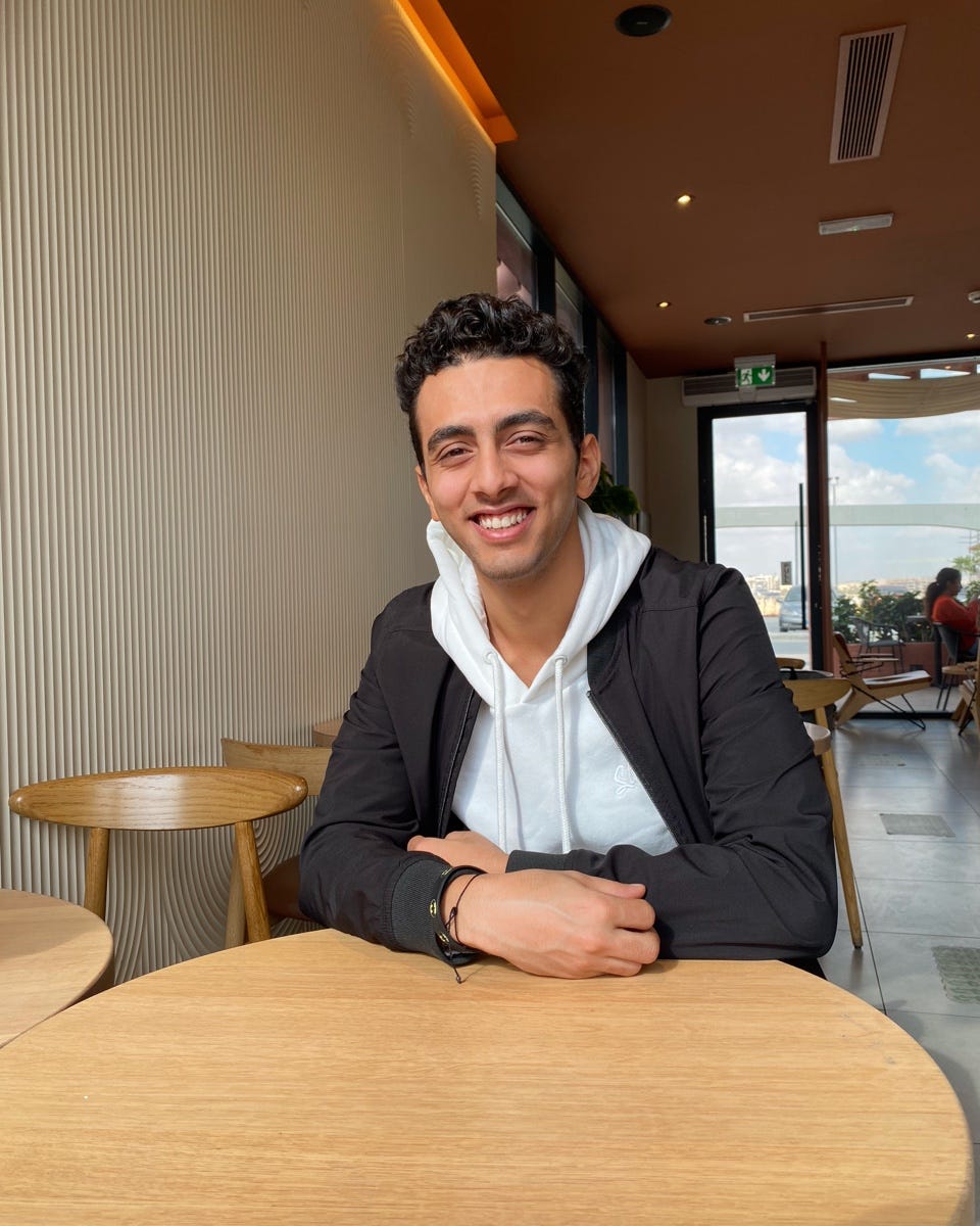 Aly sherif – Medium