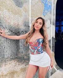 ABELLA DANGER – Medium