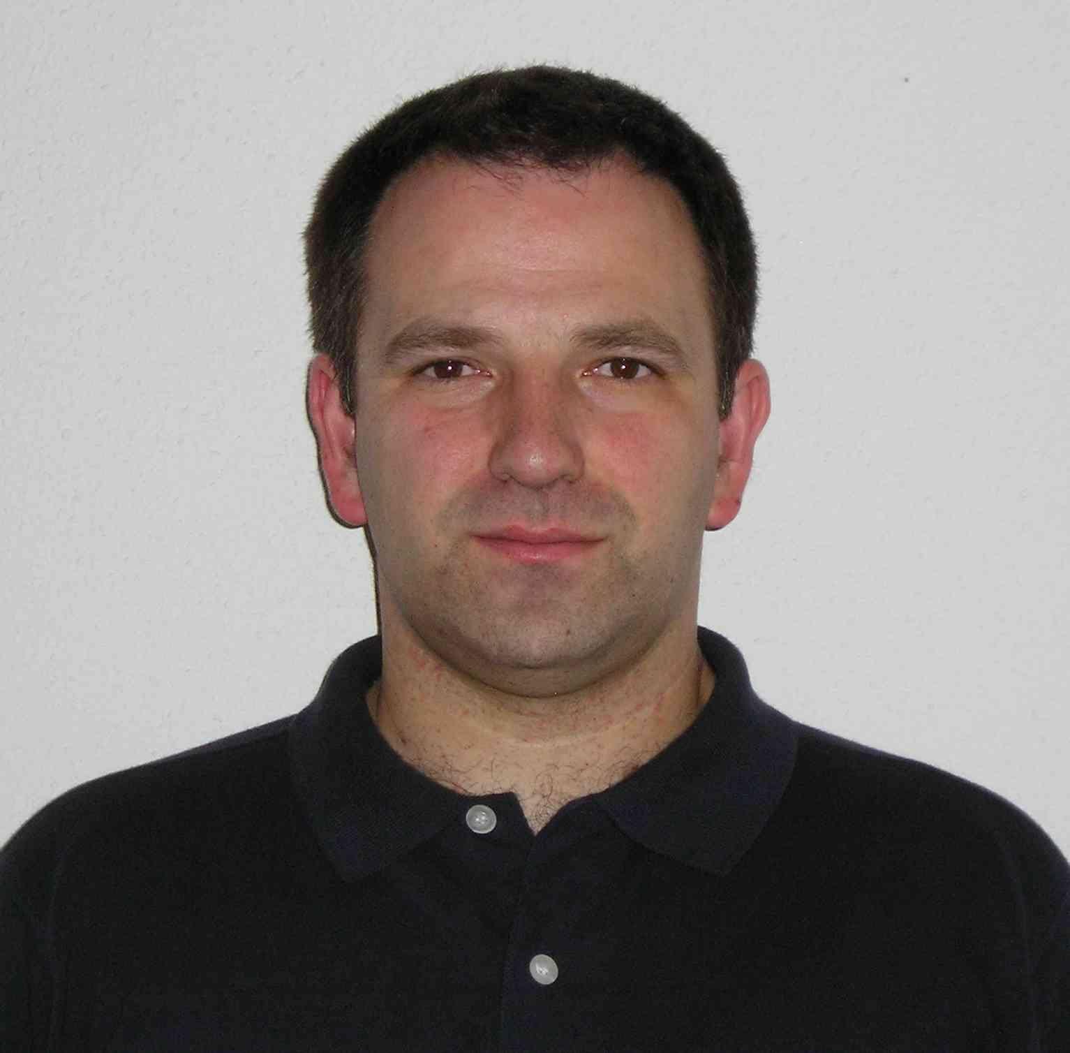 Roger Ford – Medium