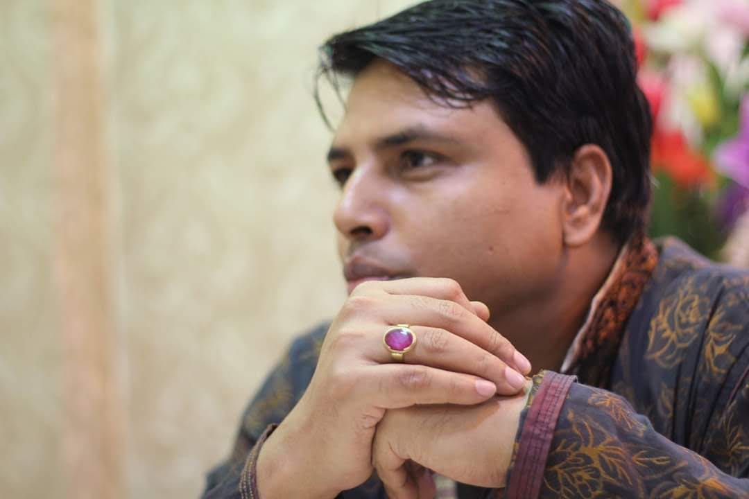 Faruk Hosen Raj – Medium