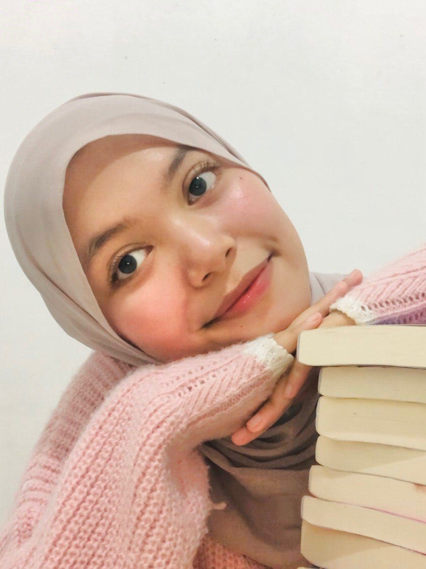 Salma Hanifa – Medium