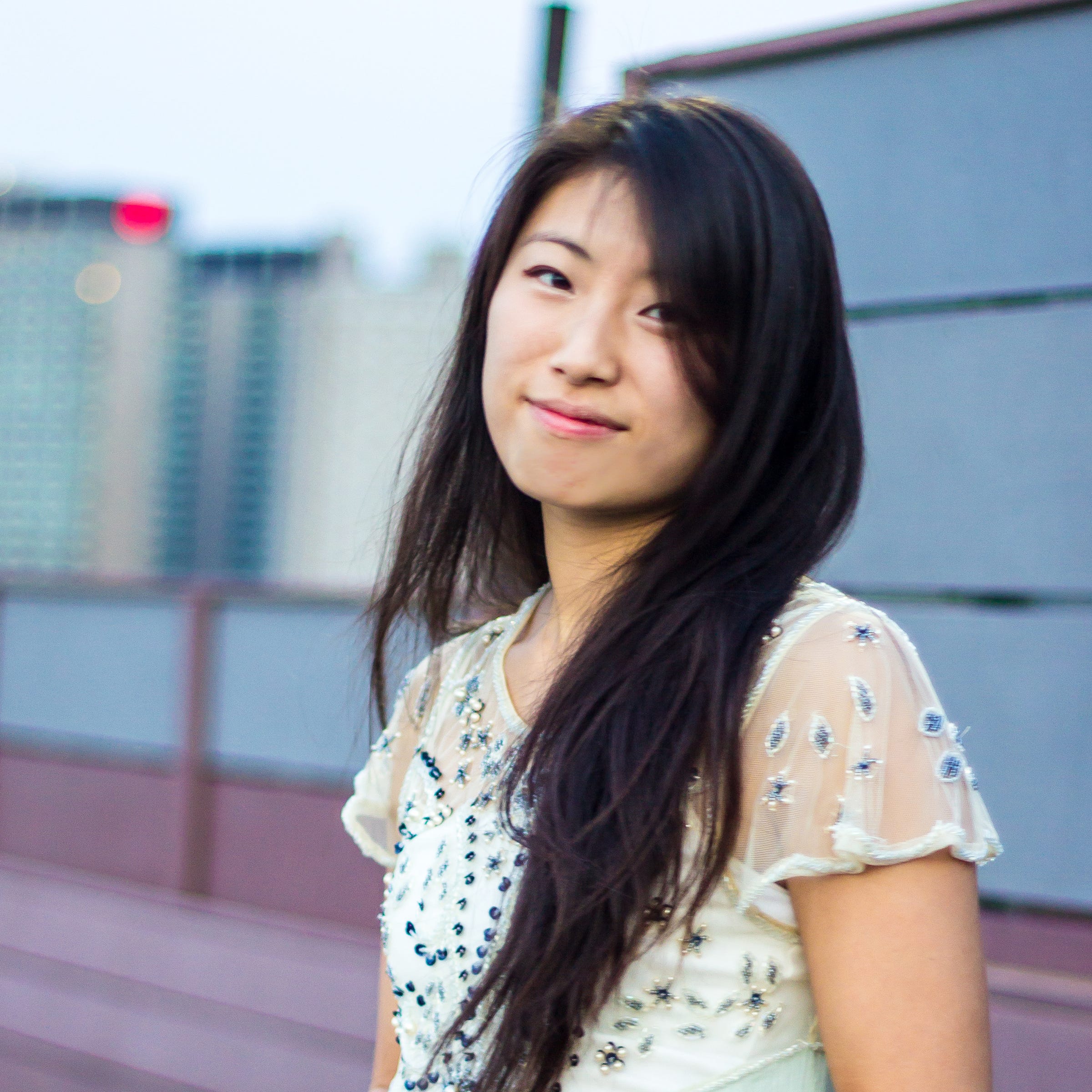Lisa Gong – Medium