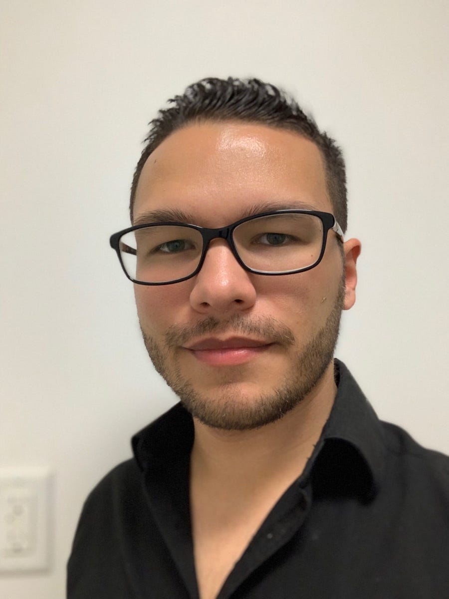 Allen Fernandez – Medium