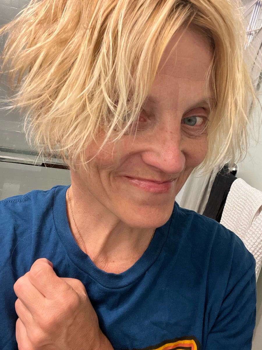 Amanda Long – Medium