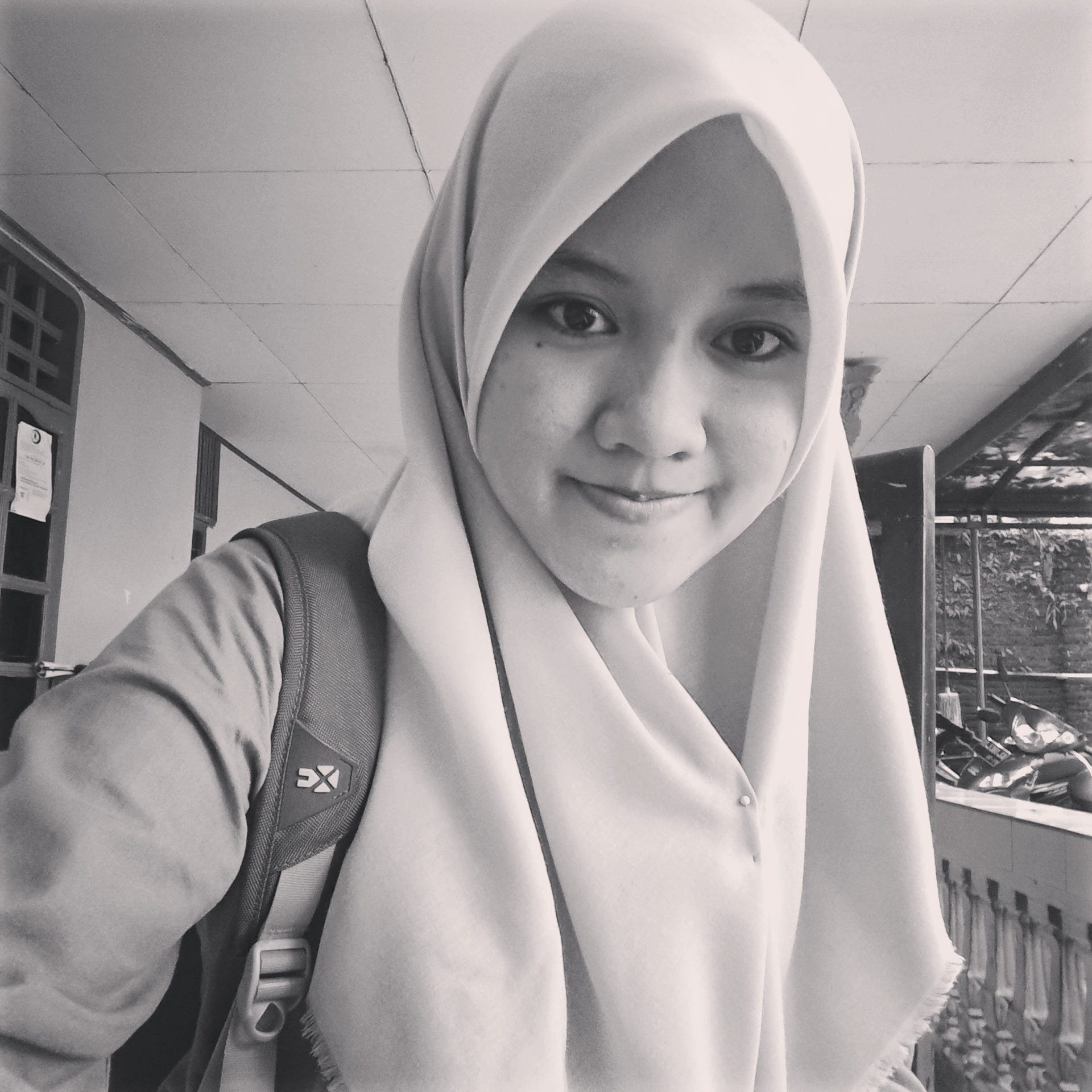 Auliati Nisa – Medium