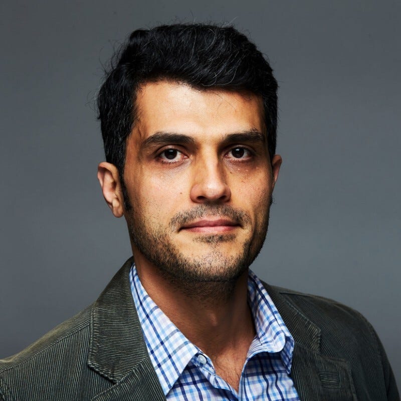 Salman Sigari – Medium