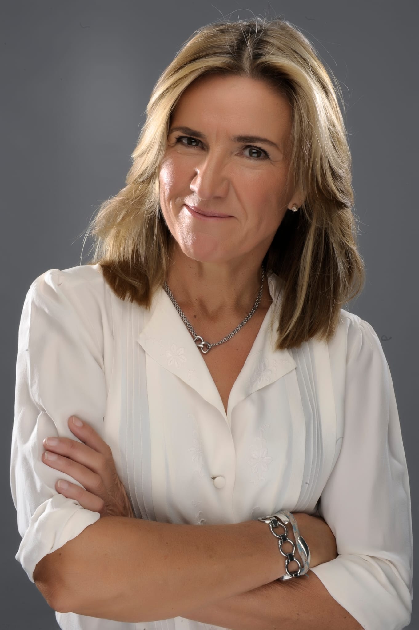 Catherine Dixon – Medium
