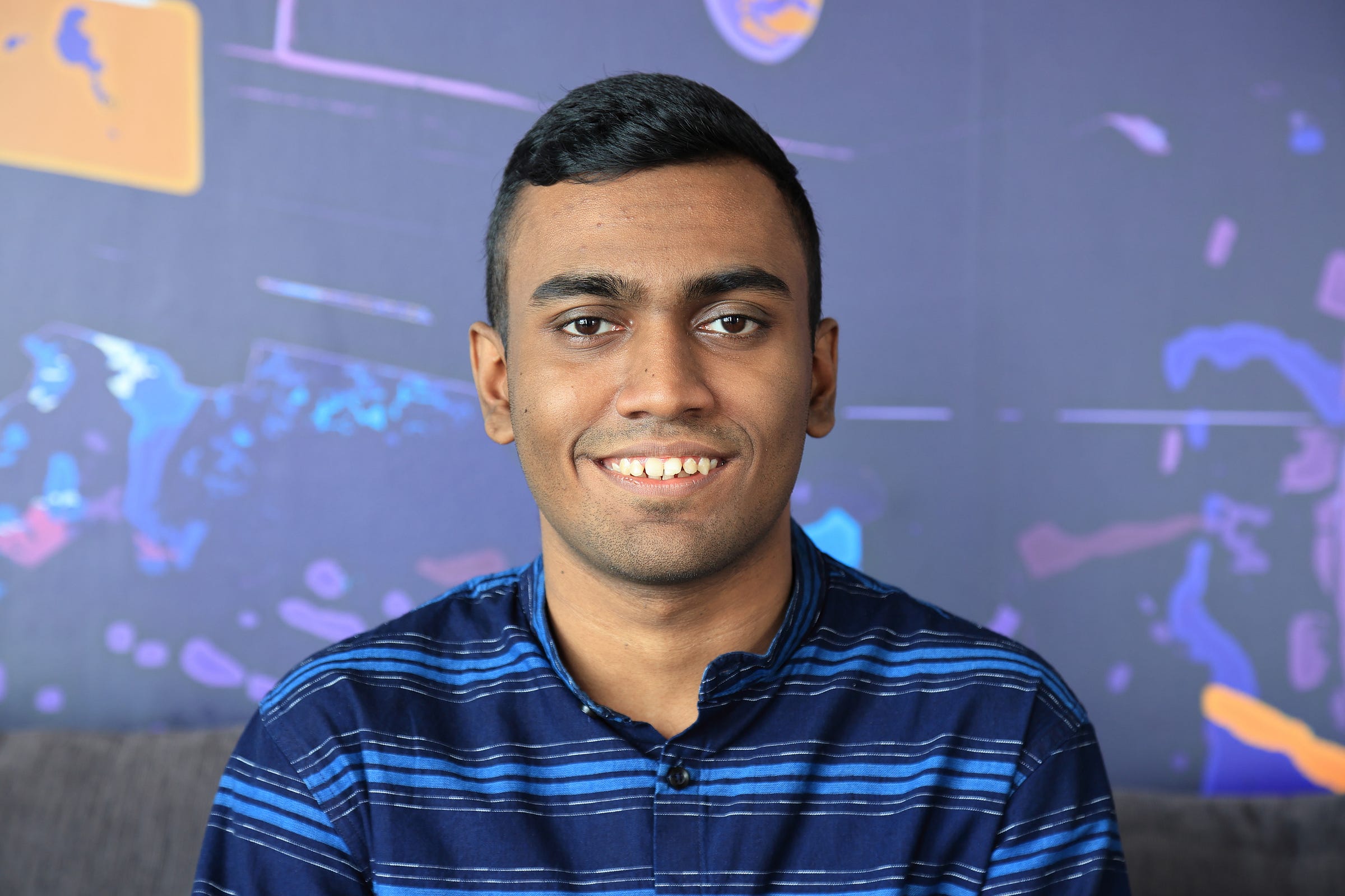 Akindu Karunaratne – Medium