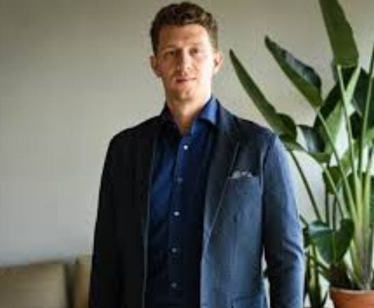 Griffin Allis – Medium