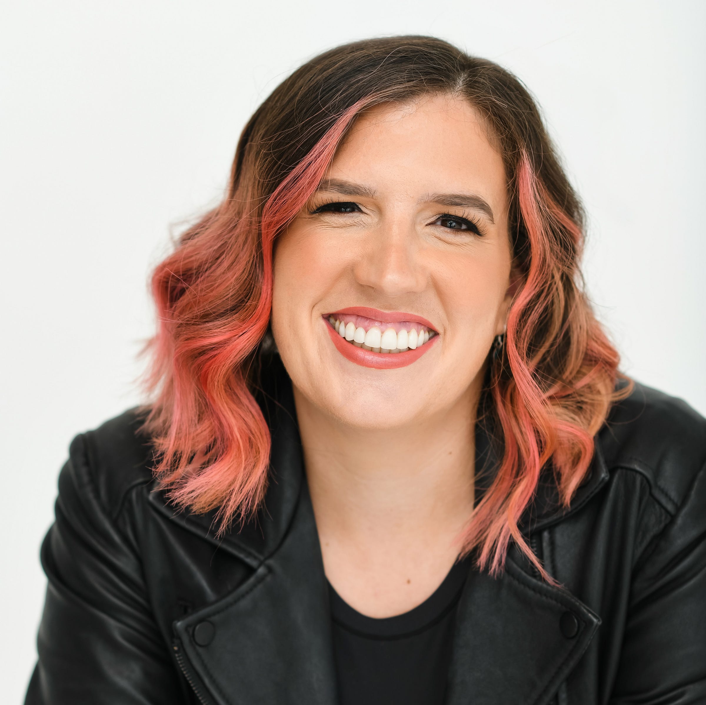 Kerry Weinberg – Medium