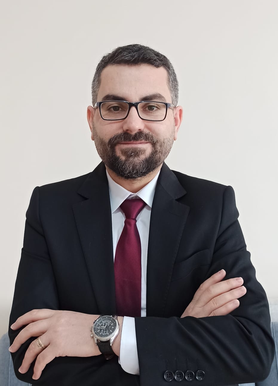 Salih Damar – Medium