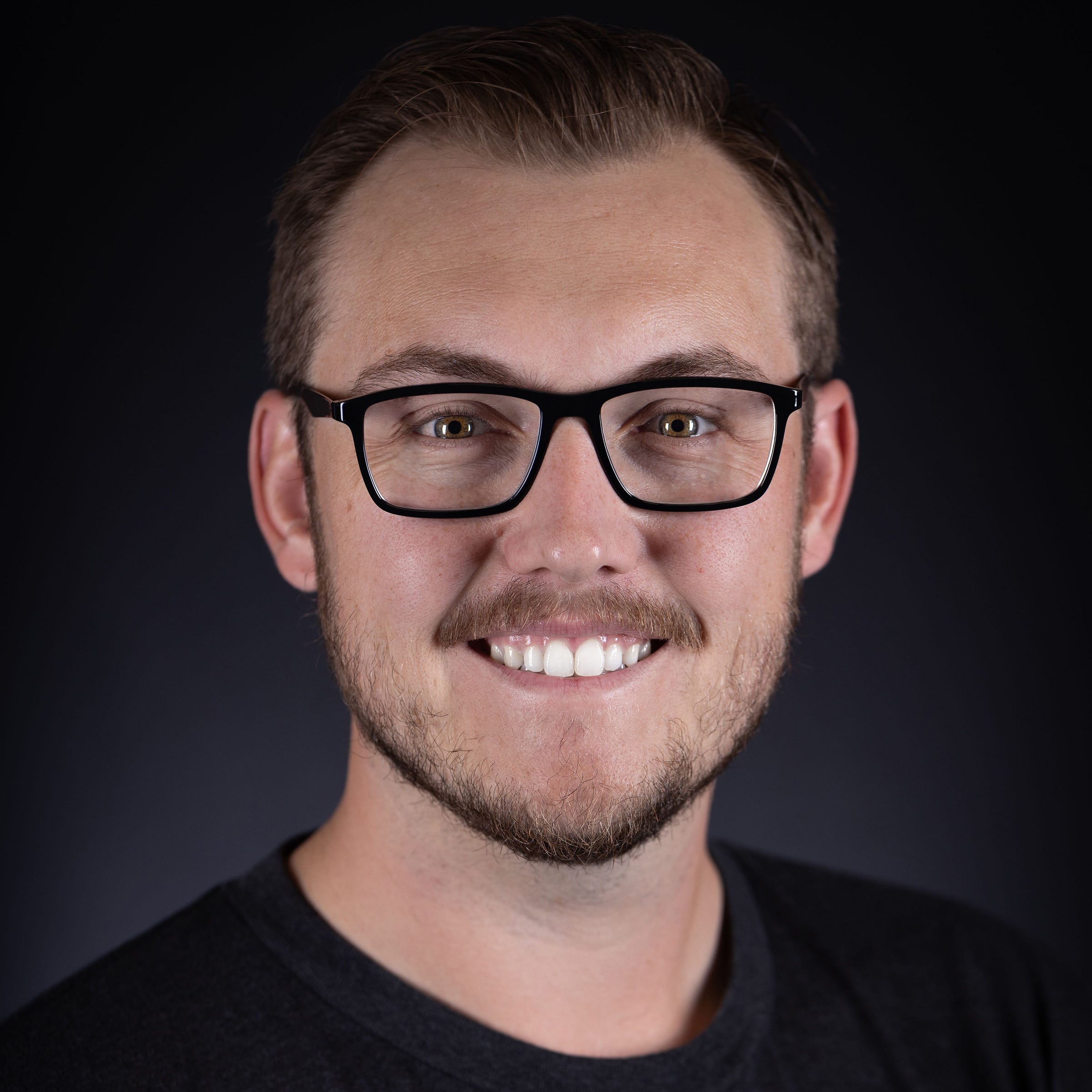 Kyle Nelson – Medium