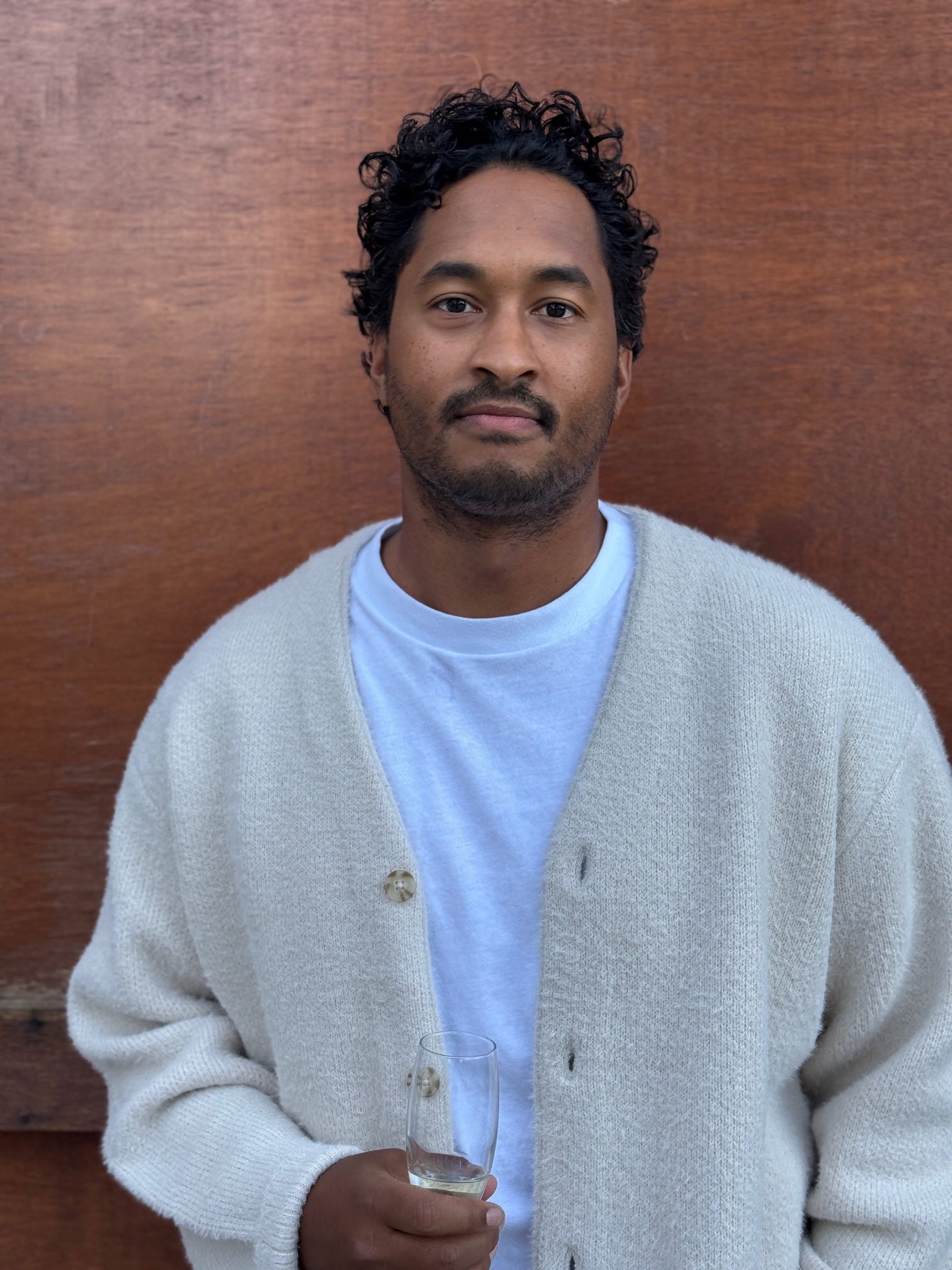 Julio Vaught – Medium
