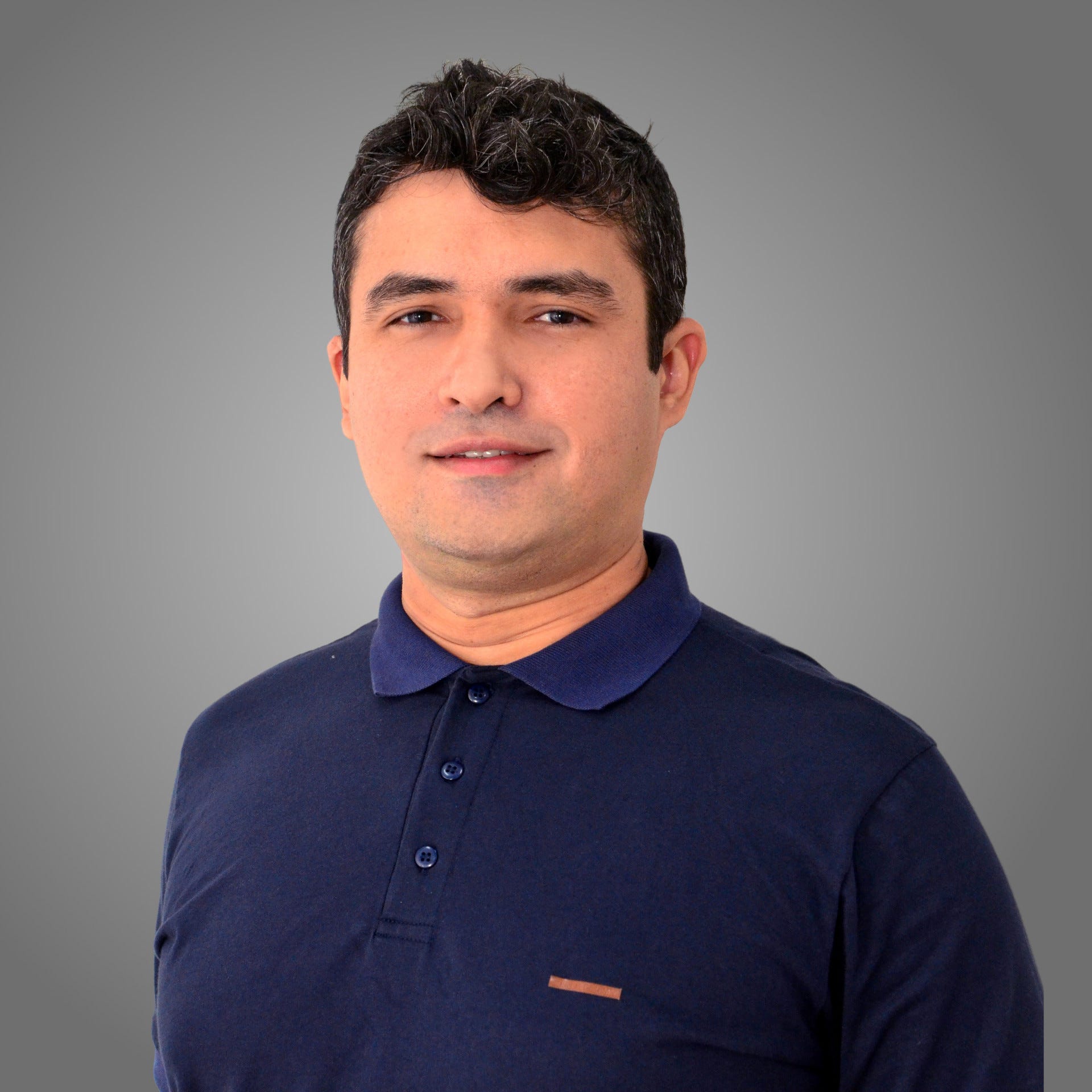 About – AJ Alves – Medium