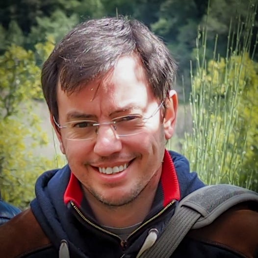 Sergio Lopes – Medium
