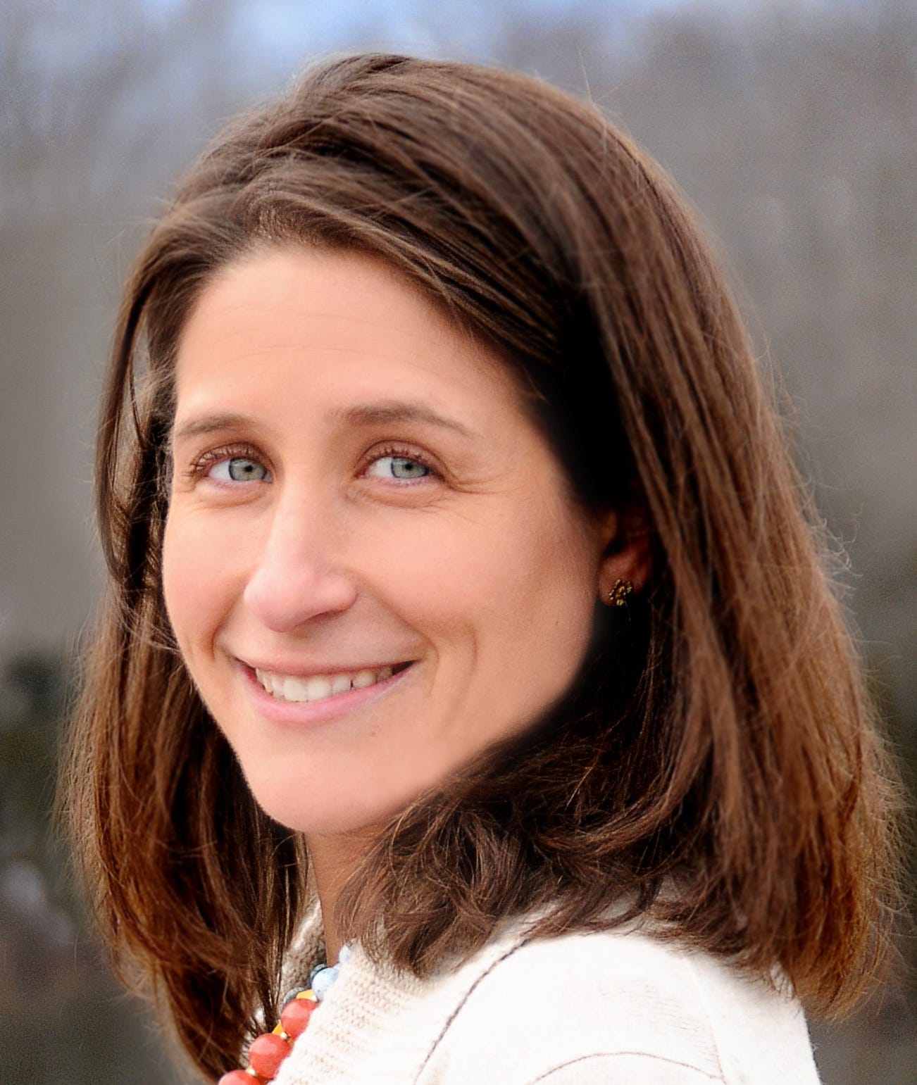 Lisa Rogoff – Medium