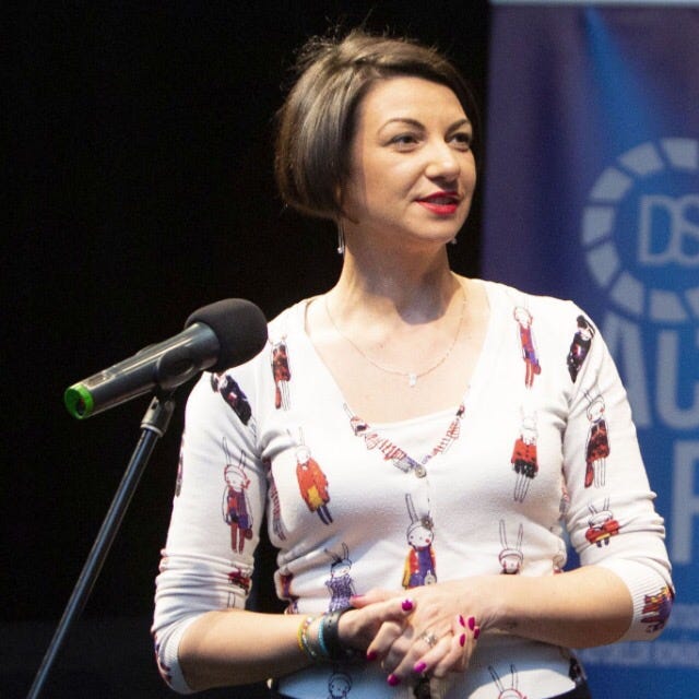 Mihaela Bancila – Medium