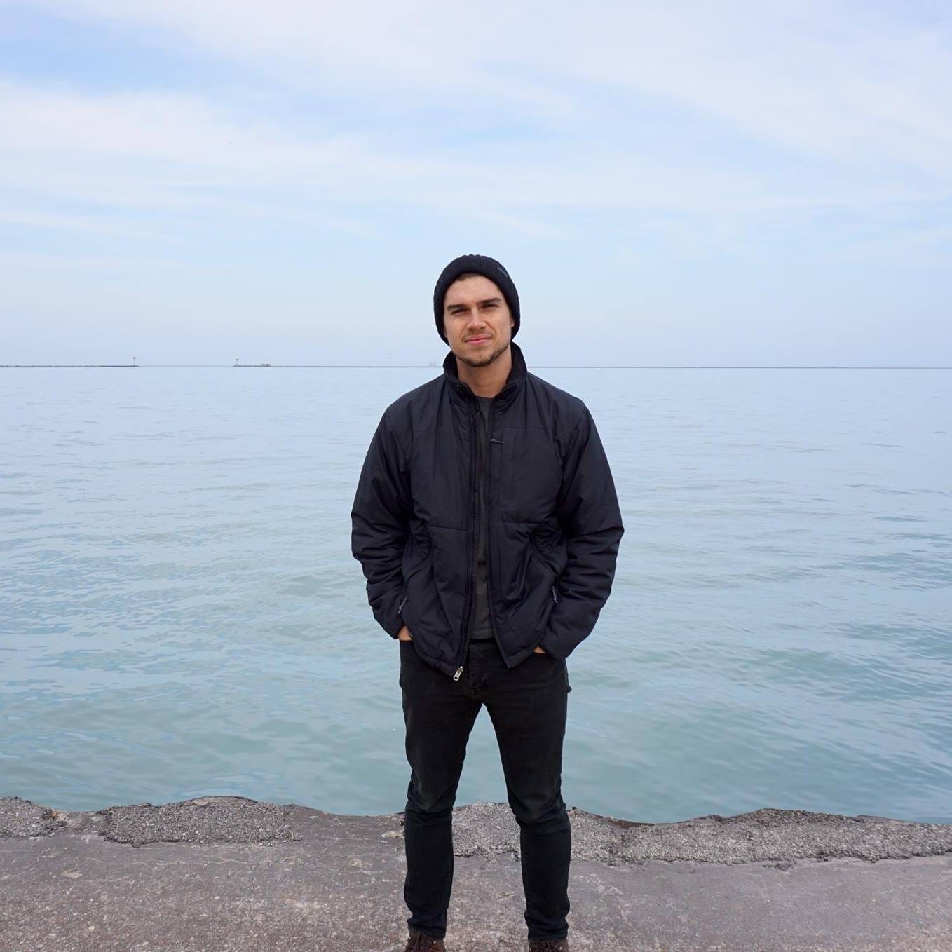 Sean Stevens – Medium