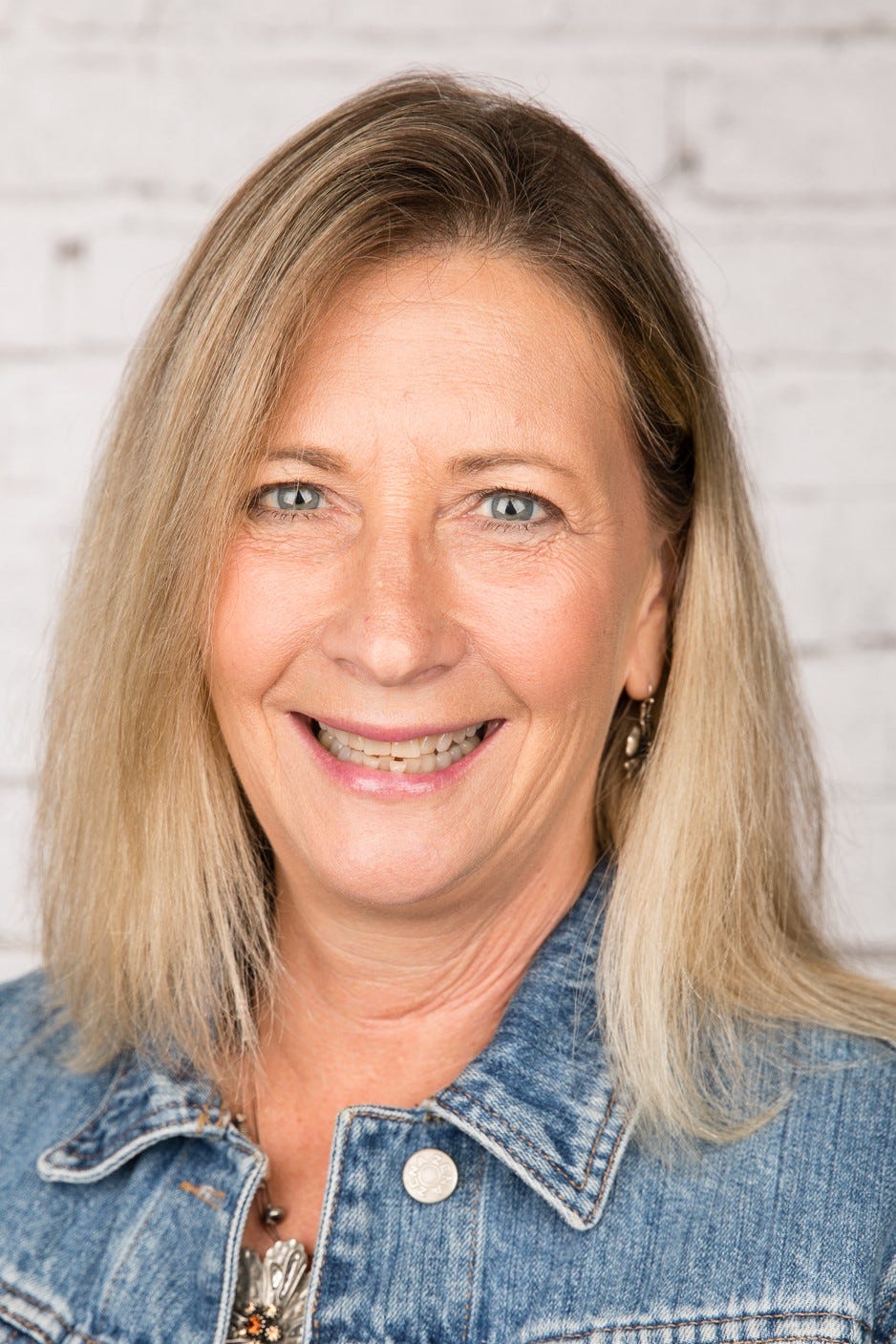 Angela Bean – Medium