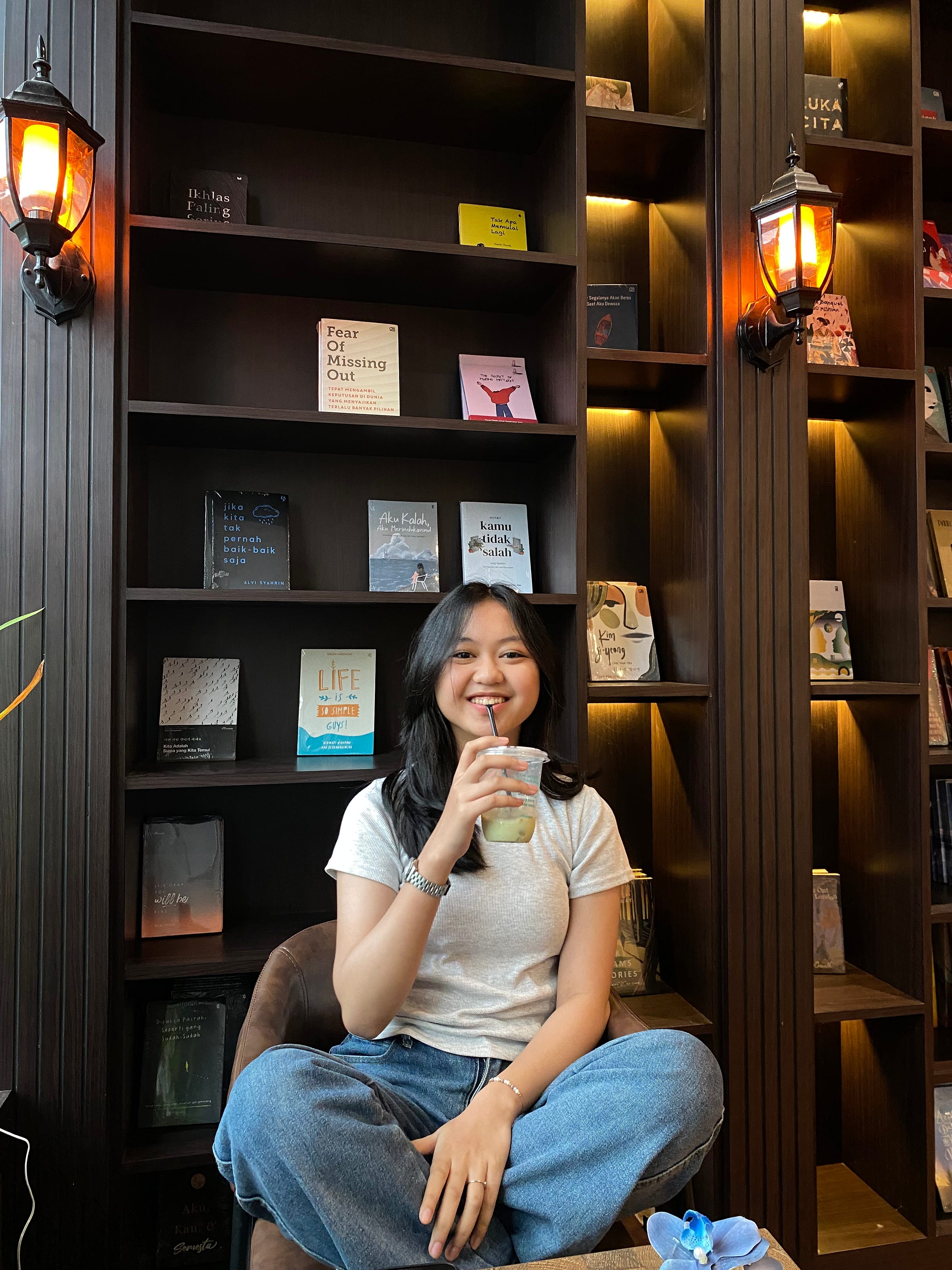 Allyssa Santiung – Medium