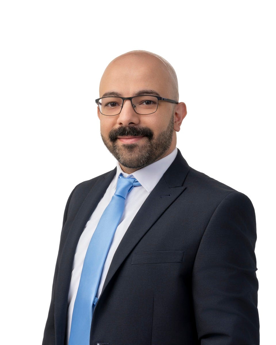 Amro Alkado – Medium