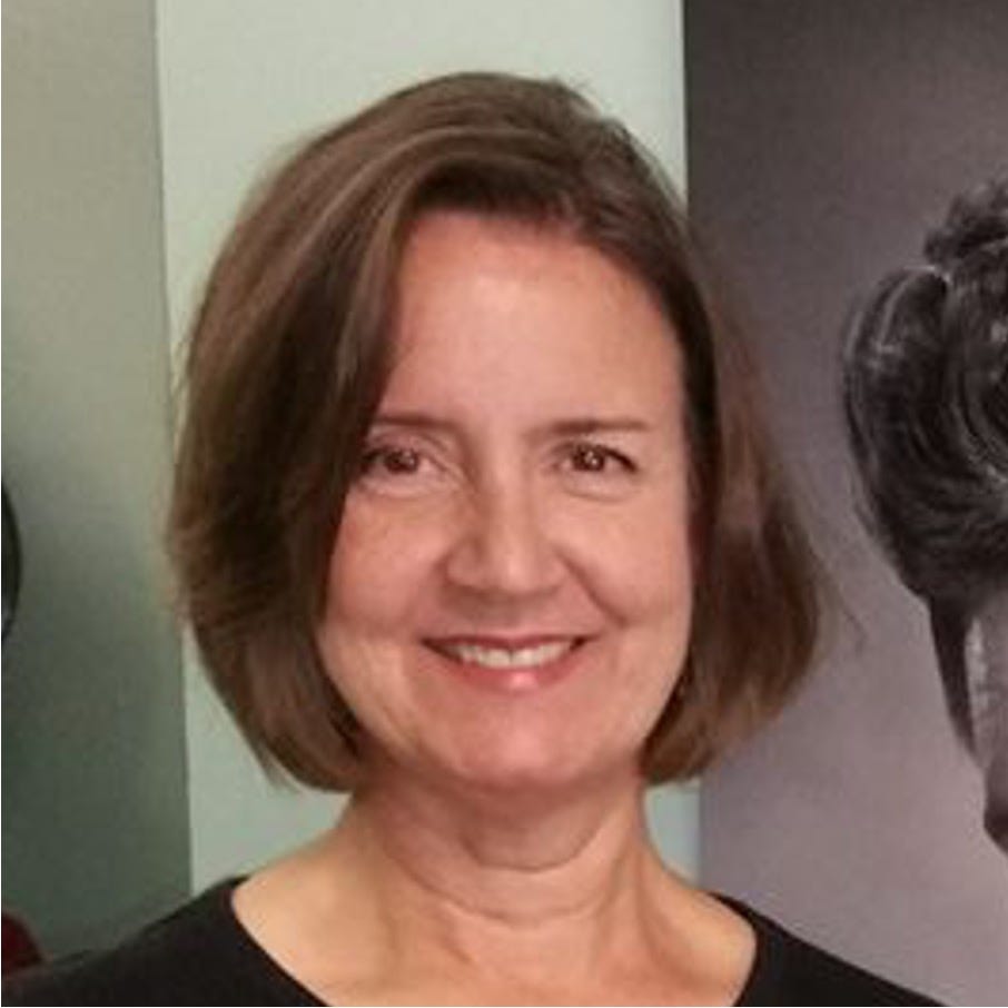 Ellen Stephenson – Medium