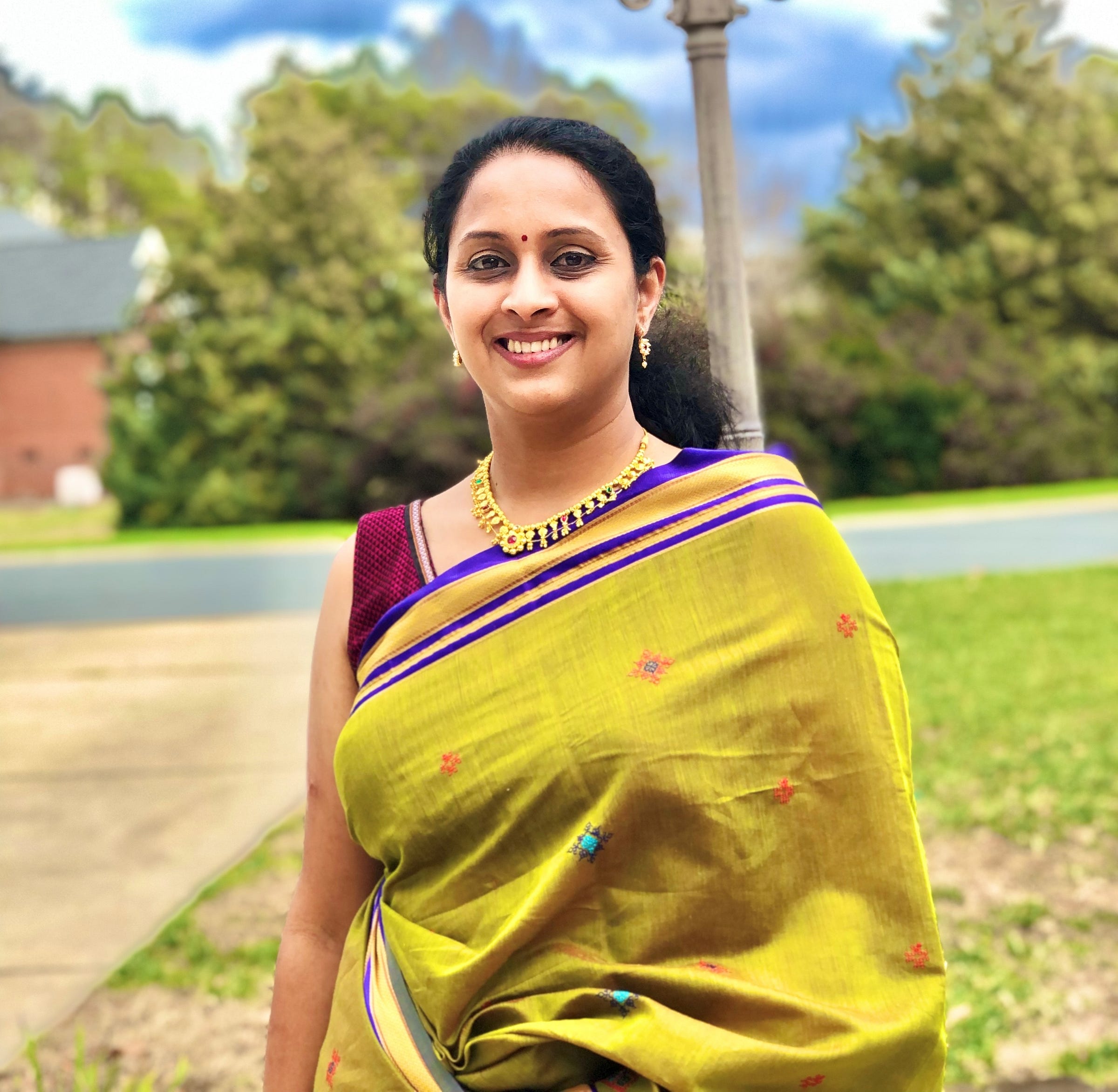 Gayatri Aradhye – Medium