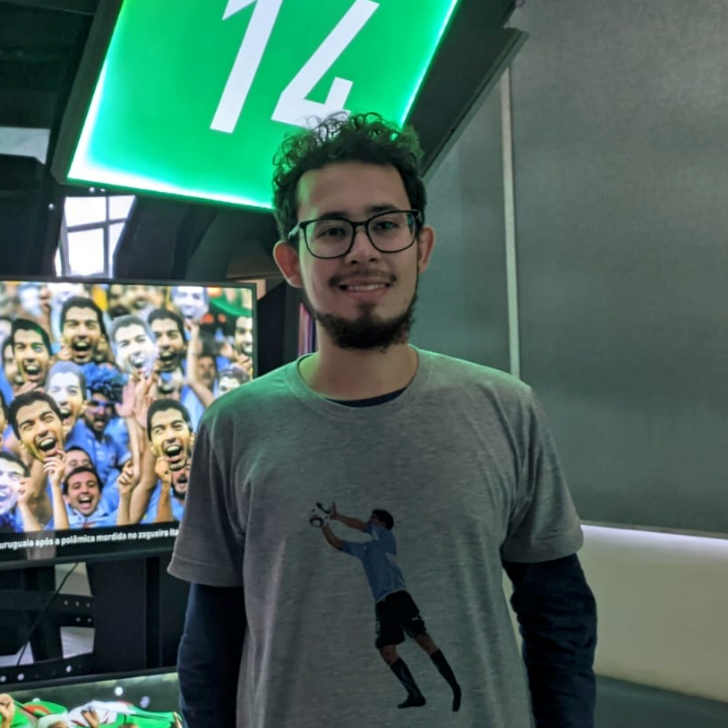 Guilherme Costa – Medium