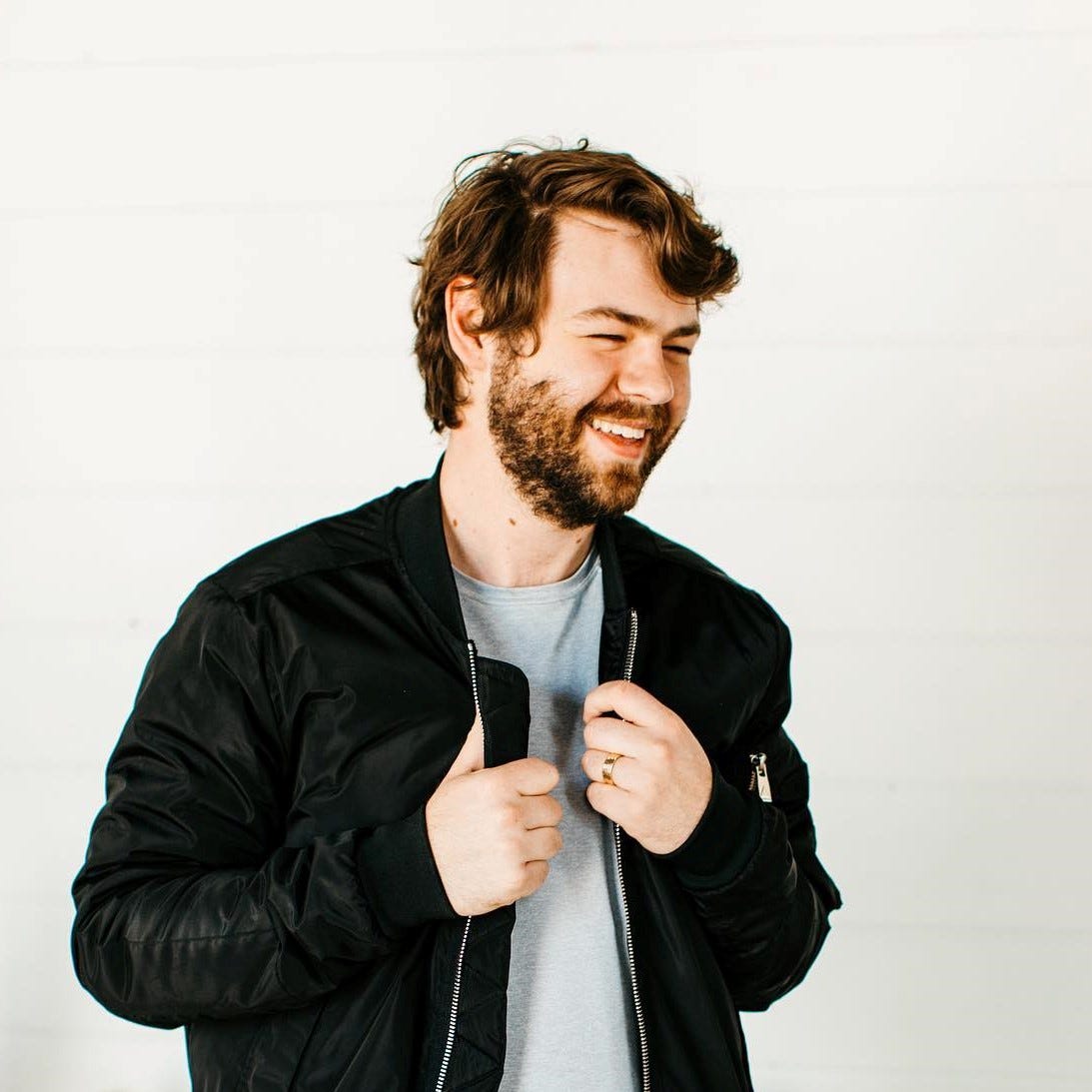 Zac Anderson – Medium