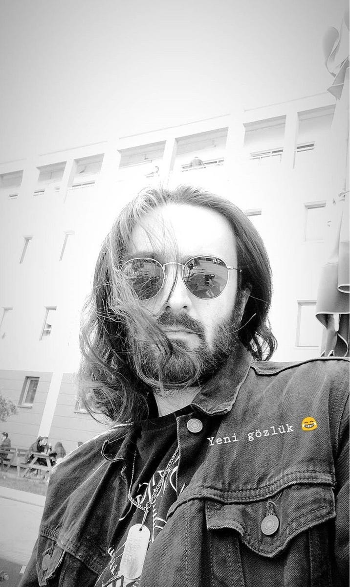 Ramin Biabani – Medium