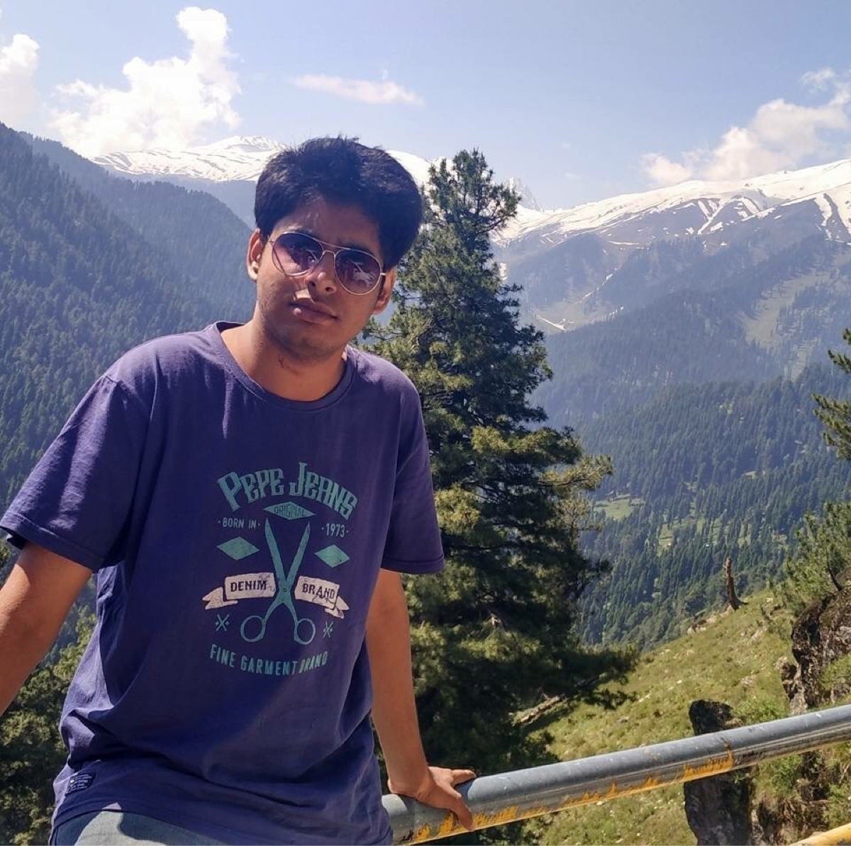 Nadeem Hussain – Medium