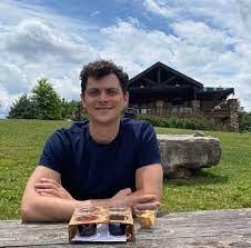 Matthew Joseph – Medium