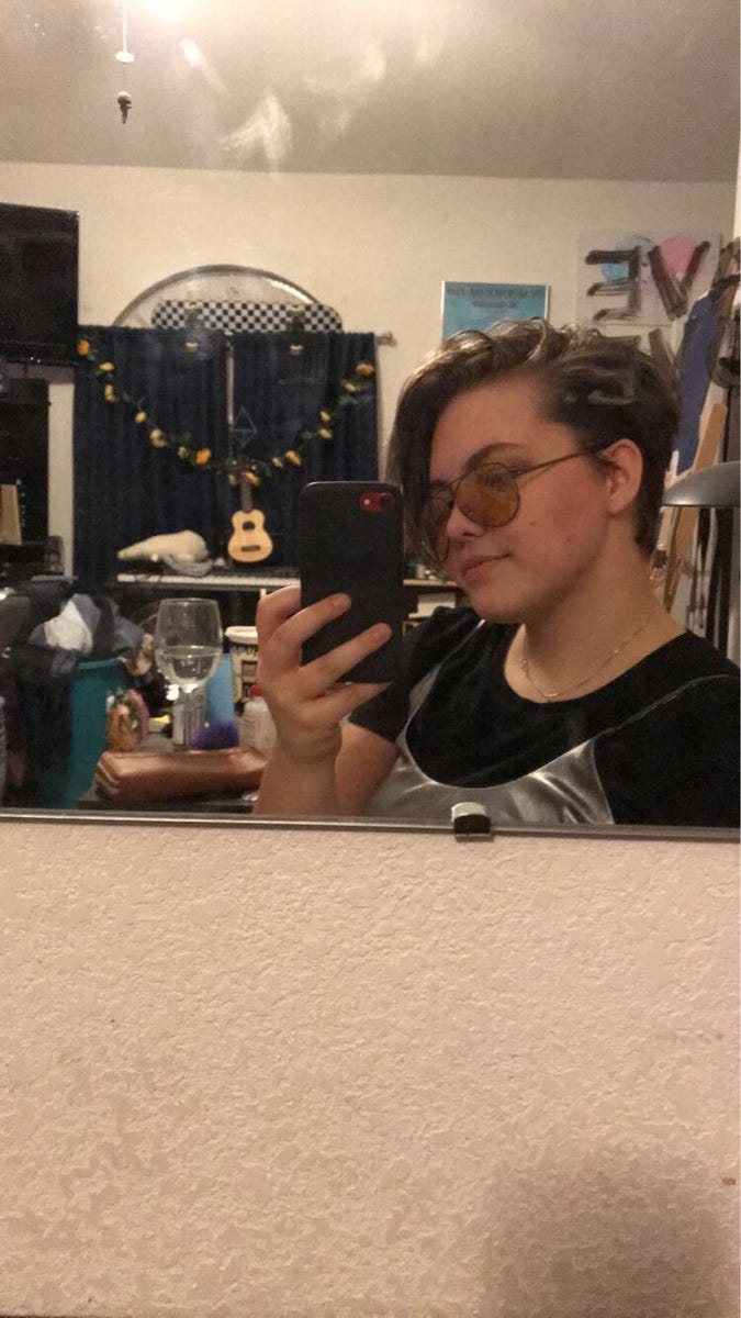 Sarah Hart – Medium