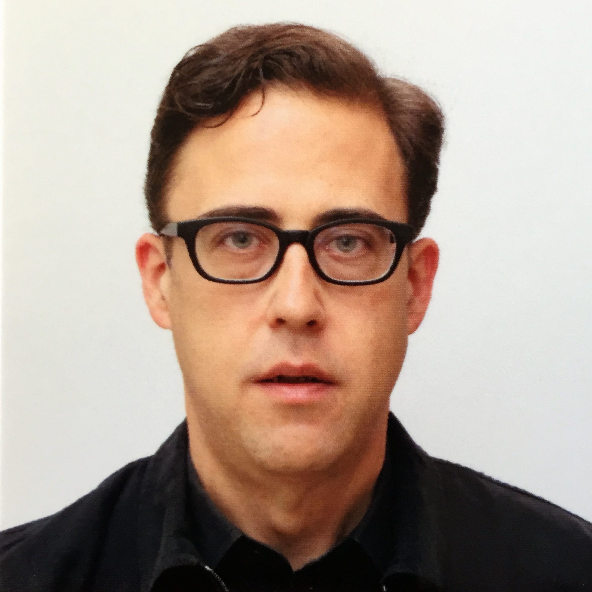 Scott Stowell – Medium
