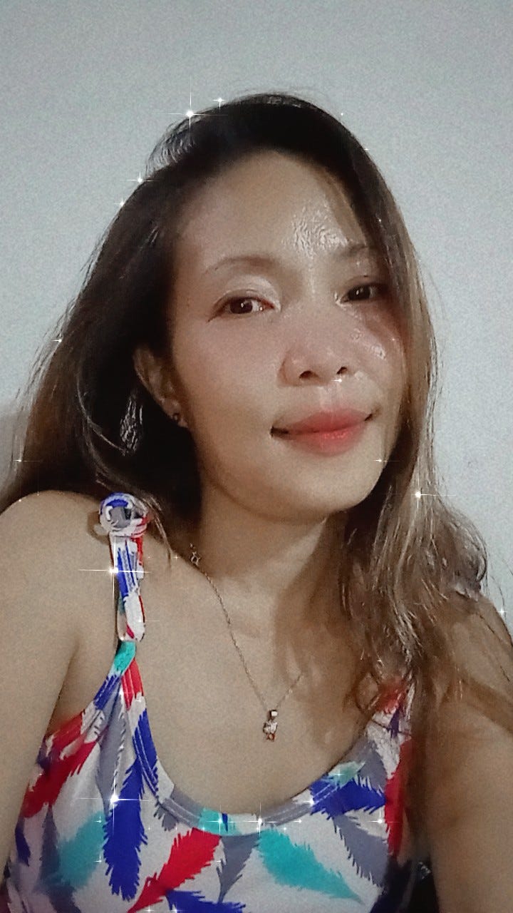 Maricris Dolleton – Medium