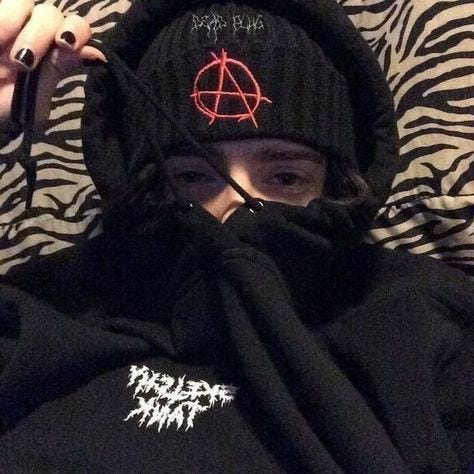 Aiden Pierce – Medium