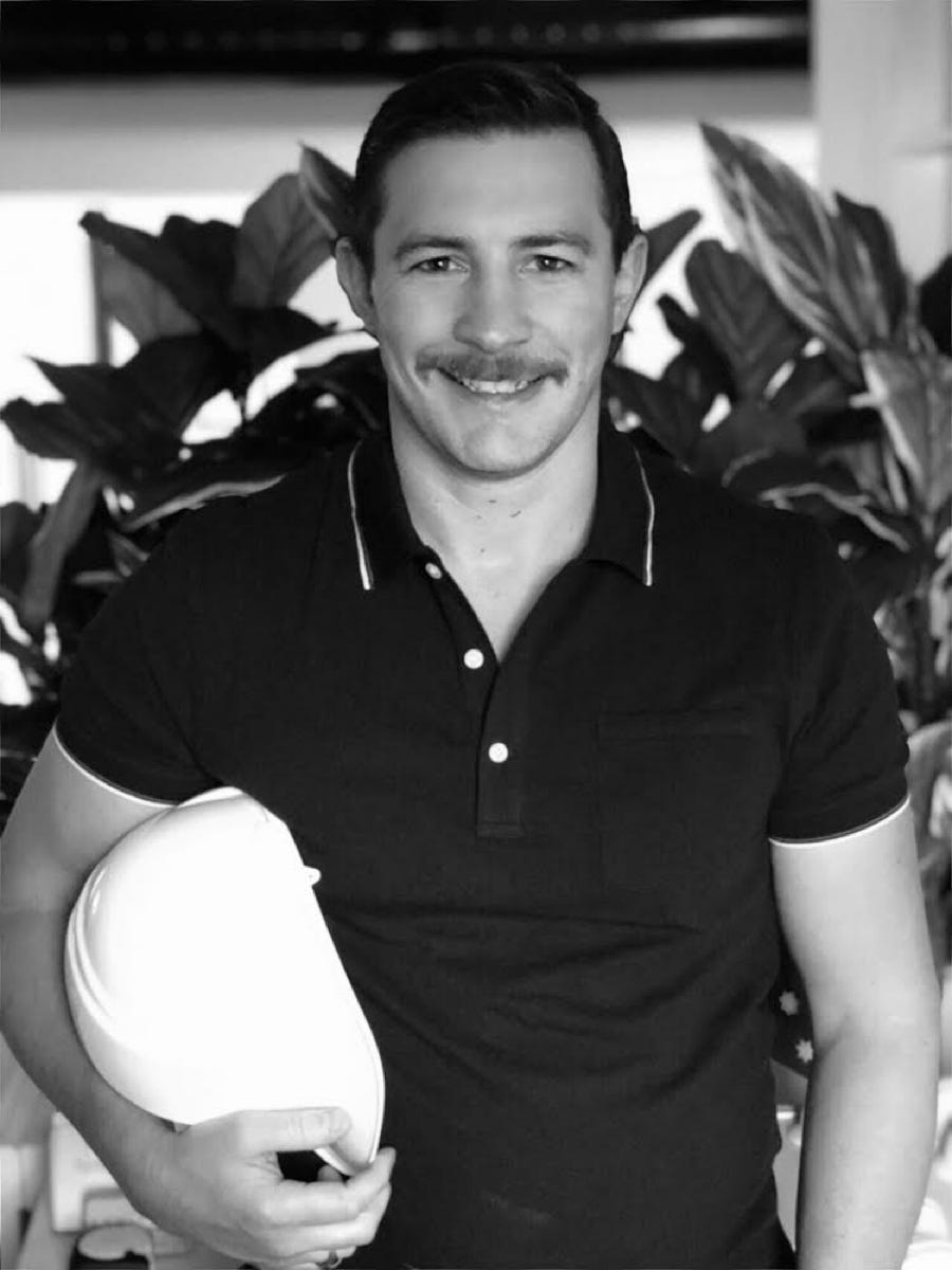 Mitch Kidd – Medium