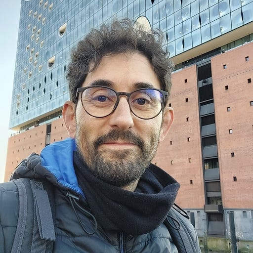 Marcos Rezende – Medium