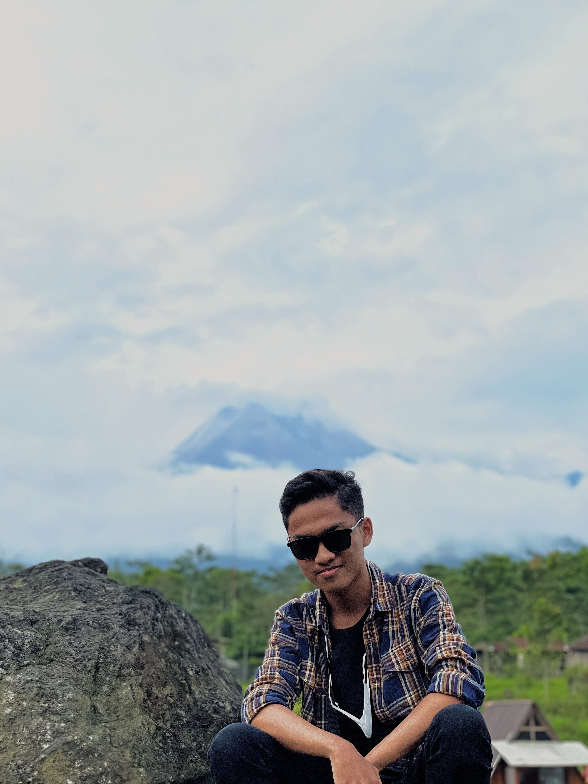 Alfi Adhitya – Medium