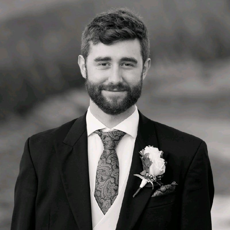 Alex Horridge – Medium
