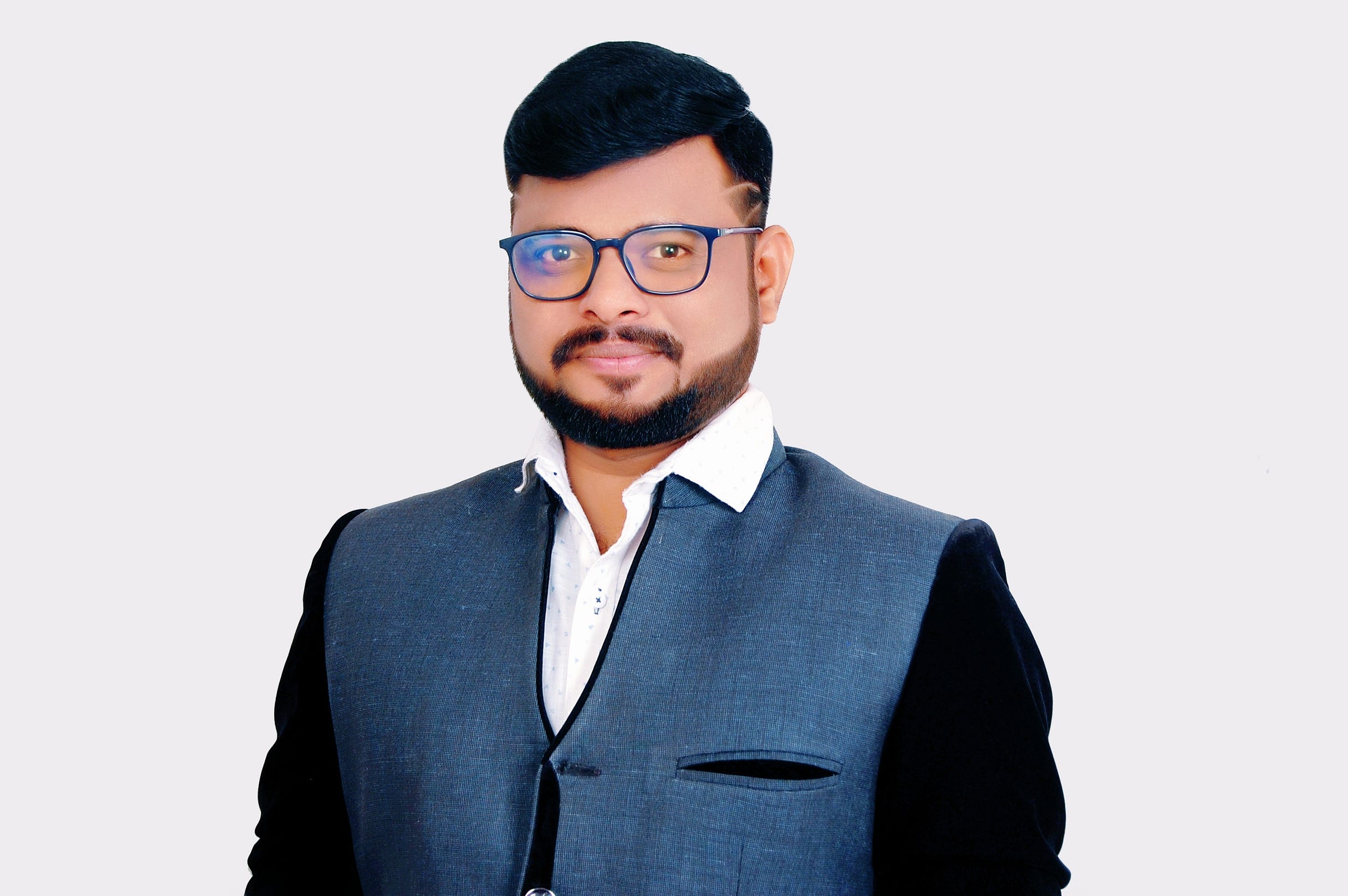 Dayanand Thombare – Medium