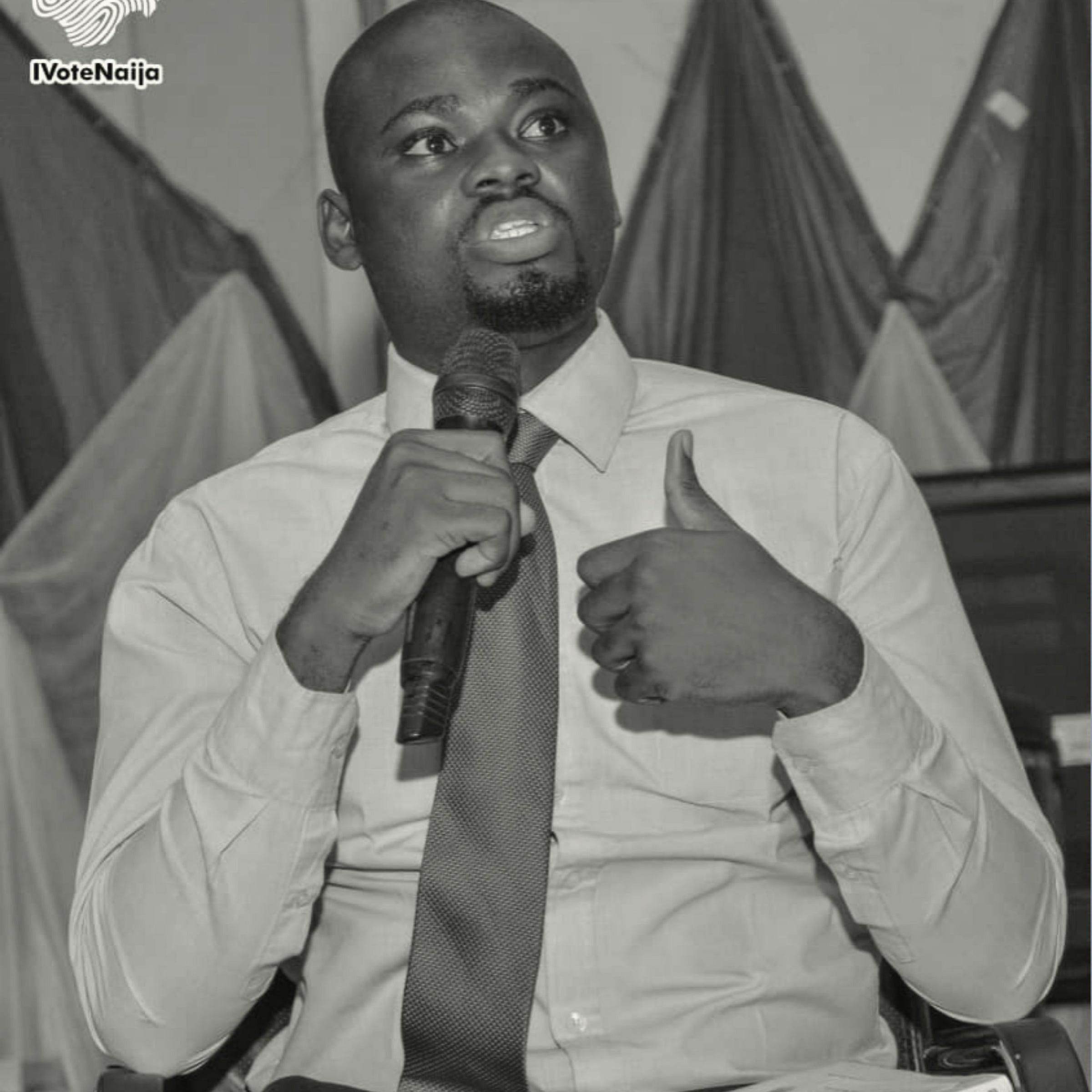 Sanni Alausa-Issa – Medium