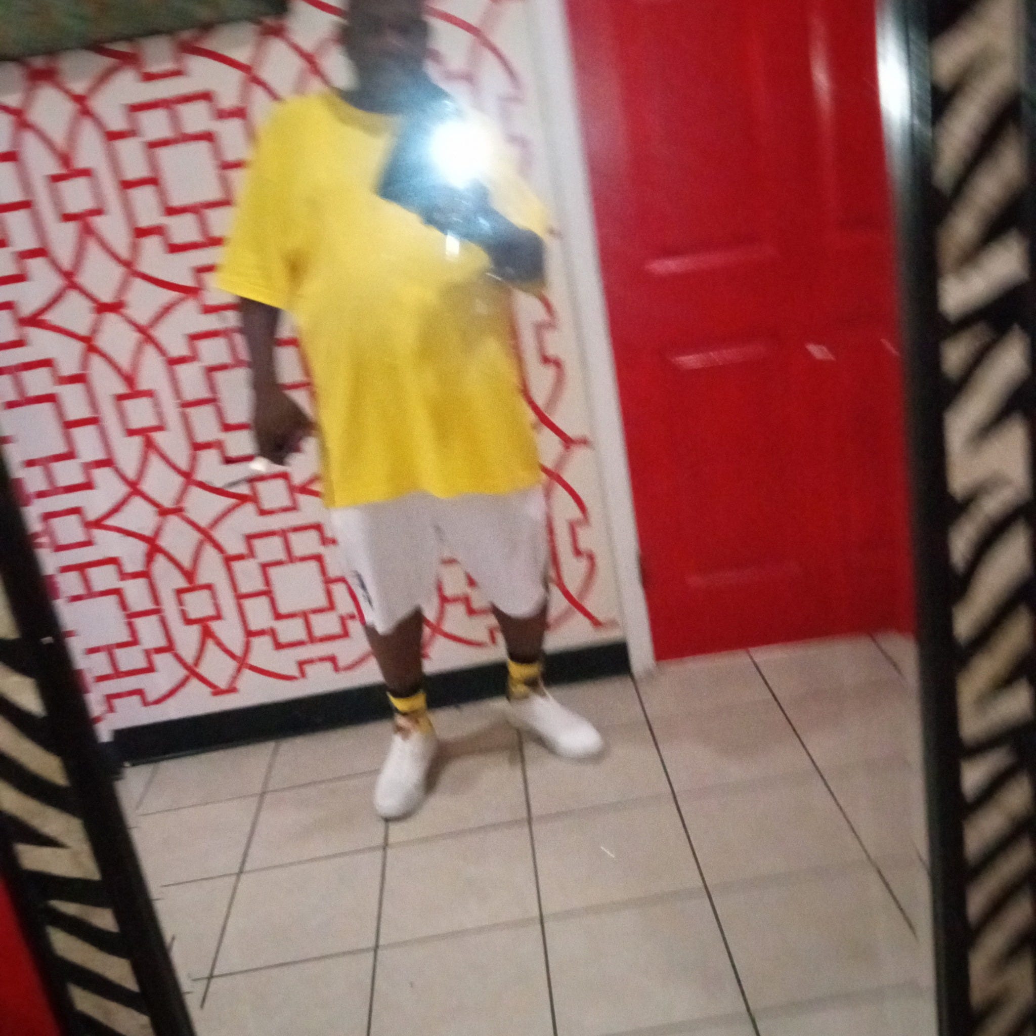 Robert Peterson – Medium