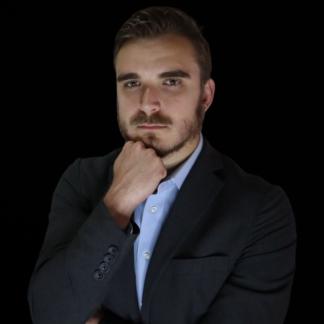 Frank Gilligan – Medium