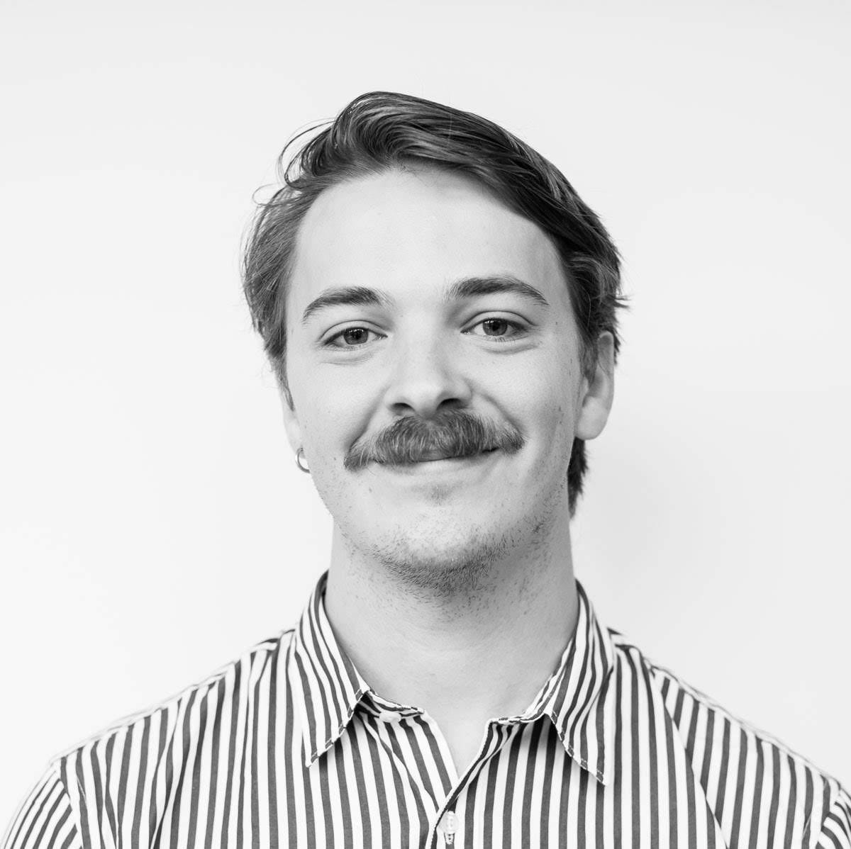 Nicholas Kennedy – Medium
