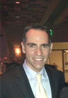 Horacio Gutierrez – Medium