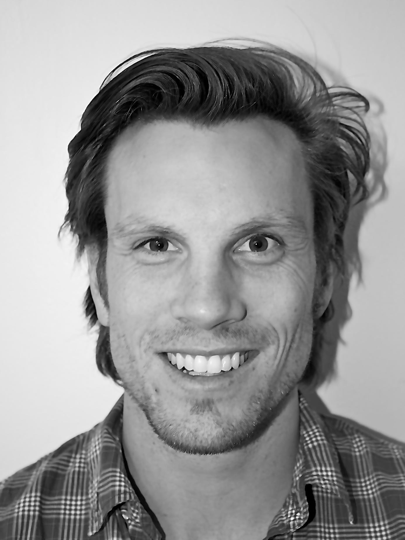 Tom Humphrey – Medium