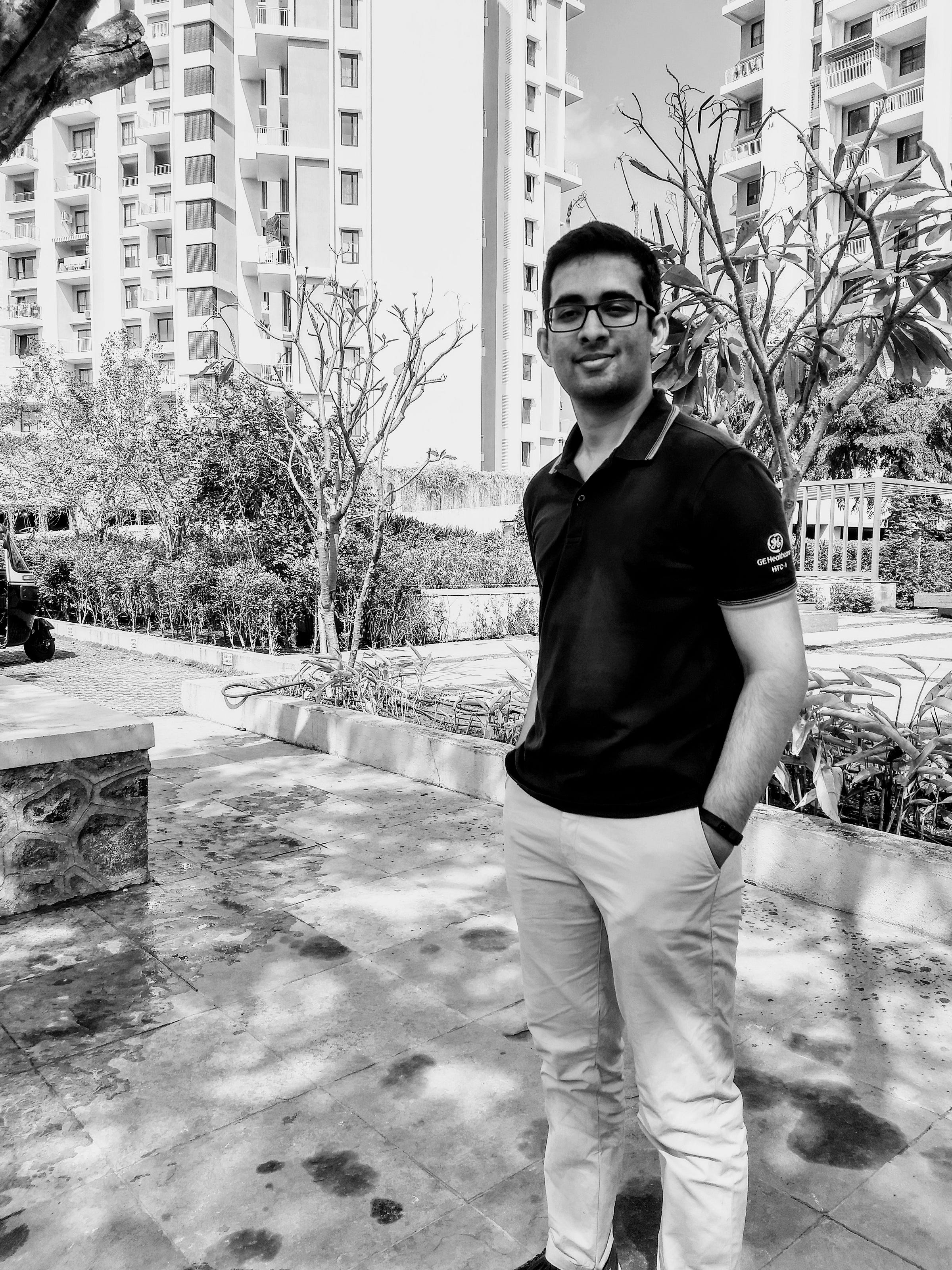 Azhar Ameen – Medium