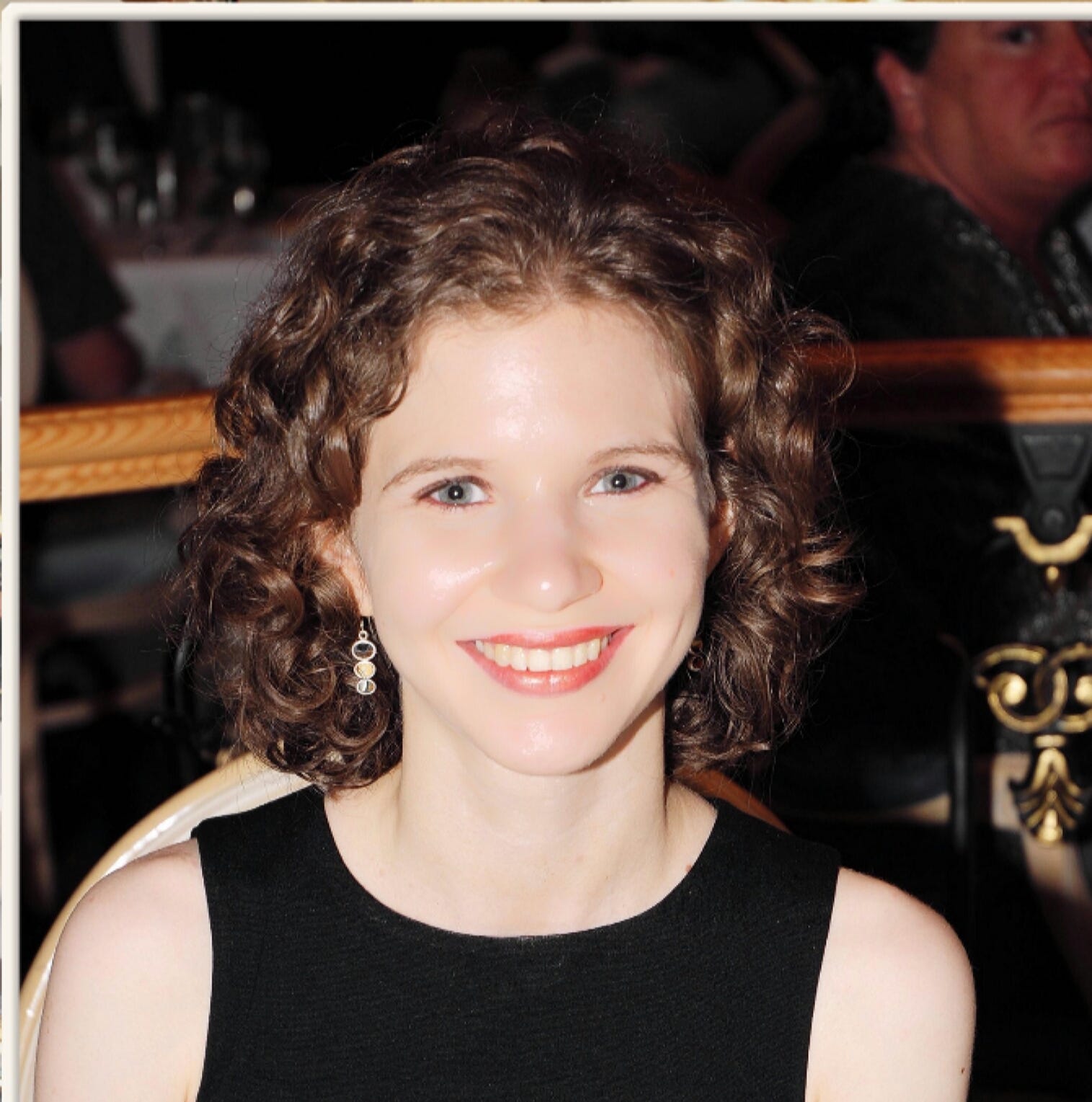 Melanie Bell – Medium