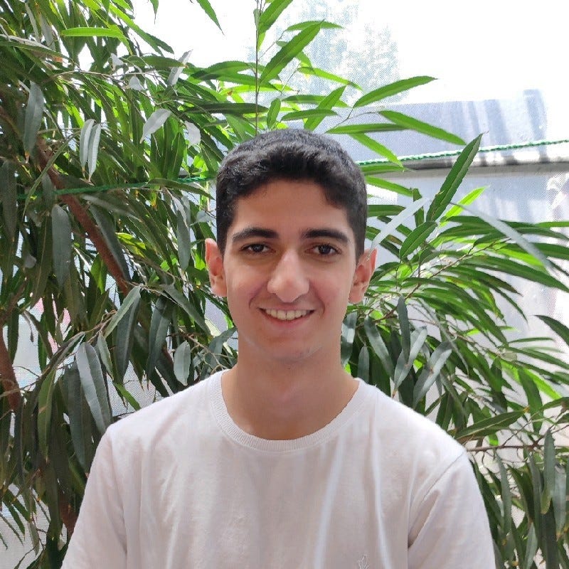 Mahyar Kazazi – Medium